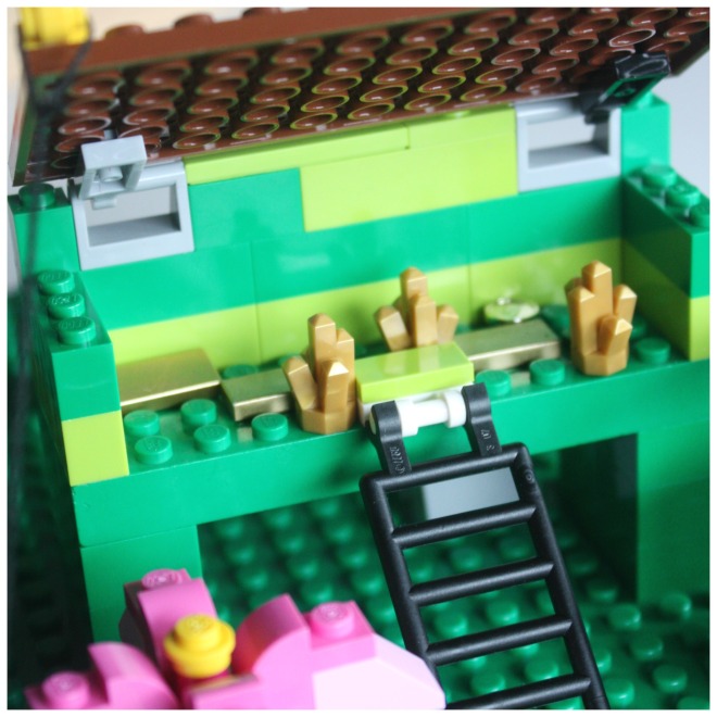 Easy LEGO Leprechaun Trap - Little Bins for Little Hands