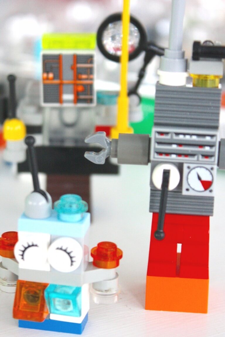Easy LEGO Robot Activity - Little Bins for Little Hands