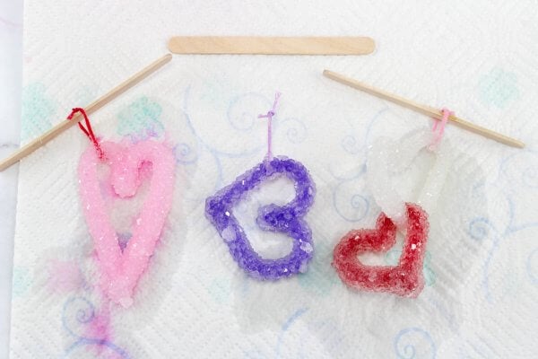 Borax Crystal Hearts (Easy Crystal Growing Experiment for Kids)
