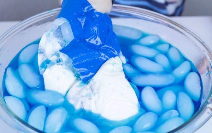 Polar Bear Bubble Experiment | Little Bins for Little Hands