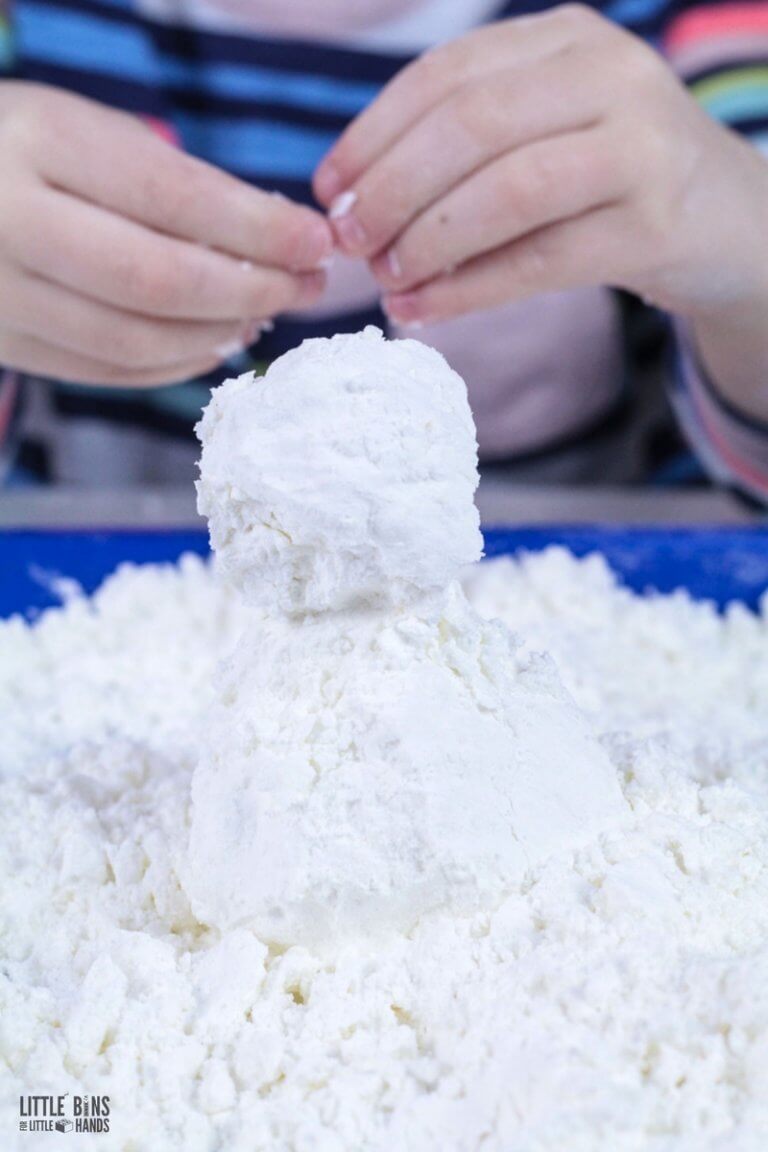 Fake Snow You Make Yourself | Little Bins for Little Hands