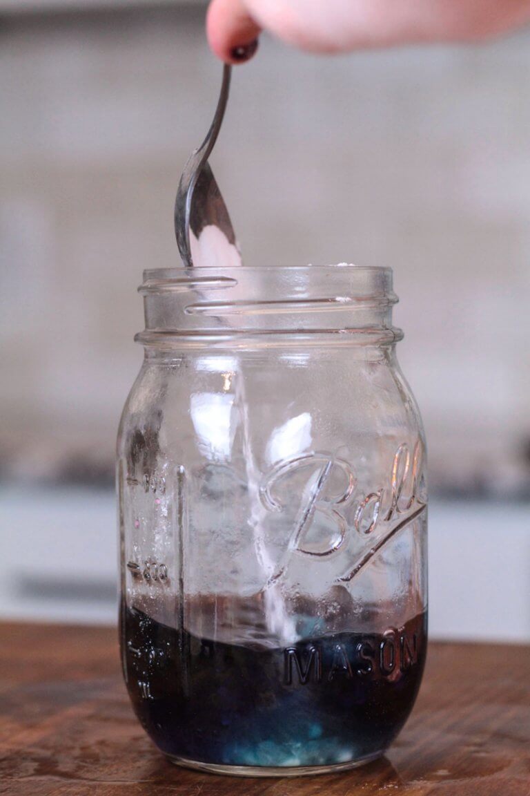 Red Cabbage pH Indicator Experiment for Kids | Easy Chemistry
