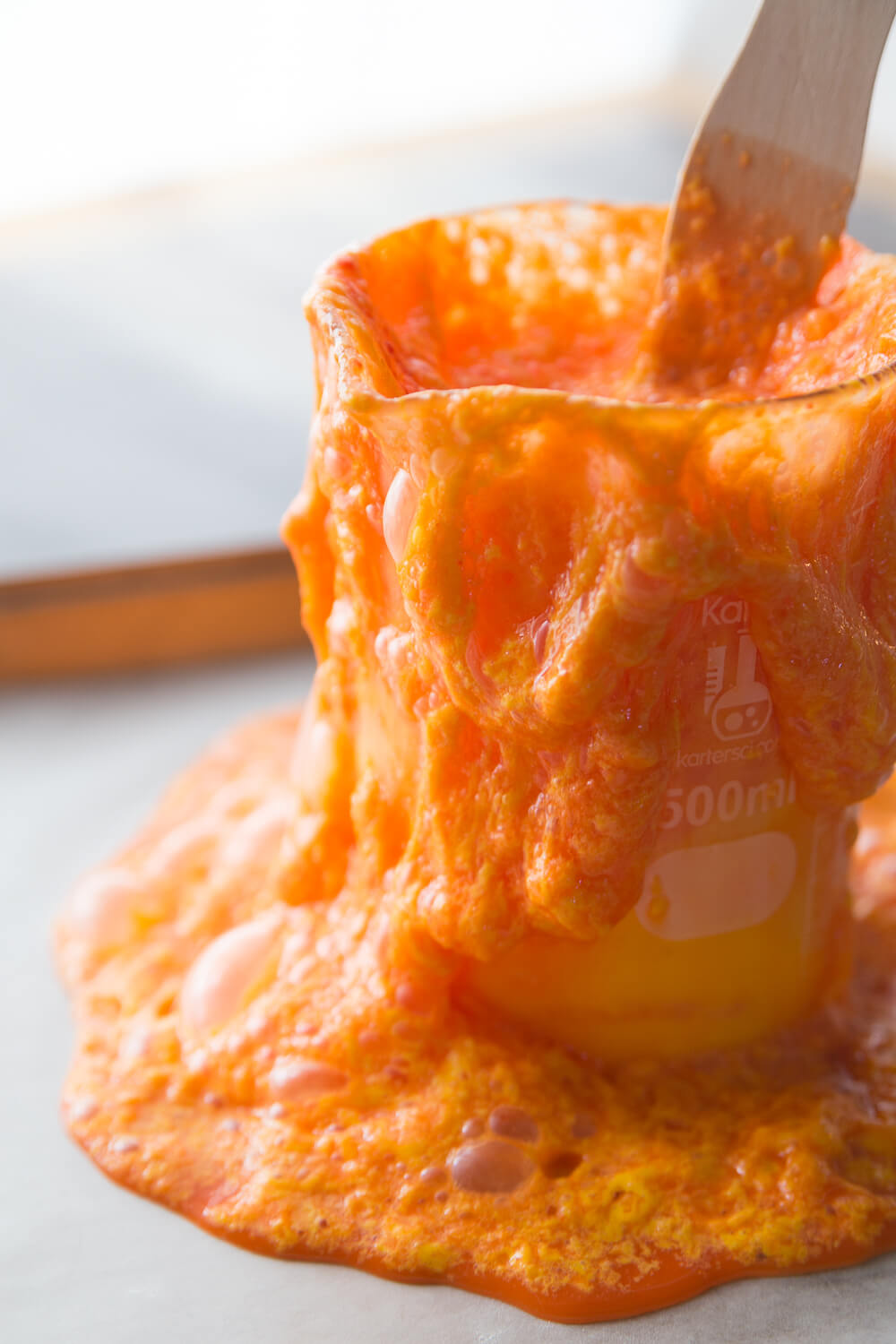 How To Make Slime With Baking Soda And Vinegar