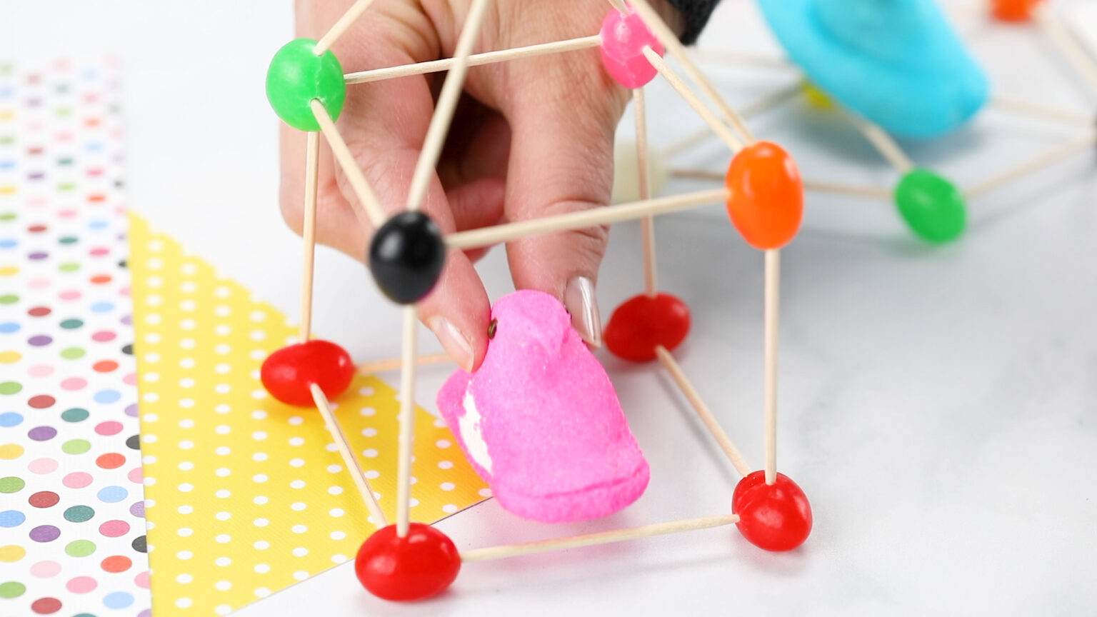 Peeps Science Experiments for Kids (Easy Easter STEM Activities)