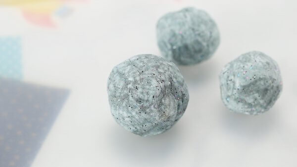 Fizzing Moon Rocks Activity - Little Bins for Little Hands