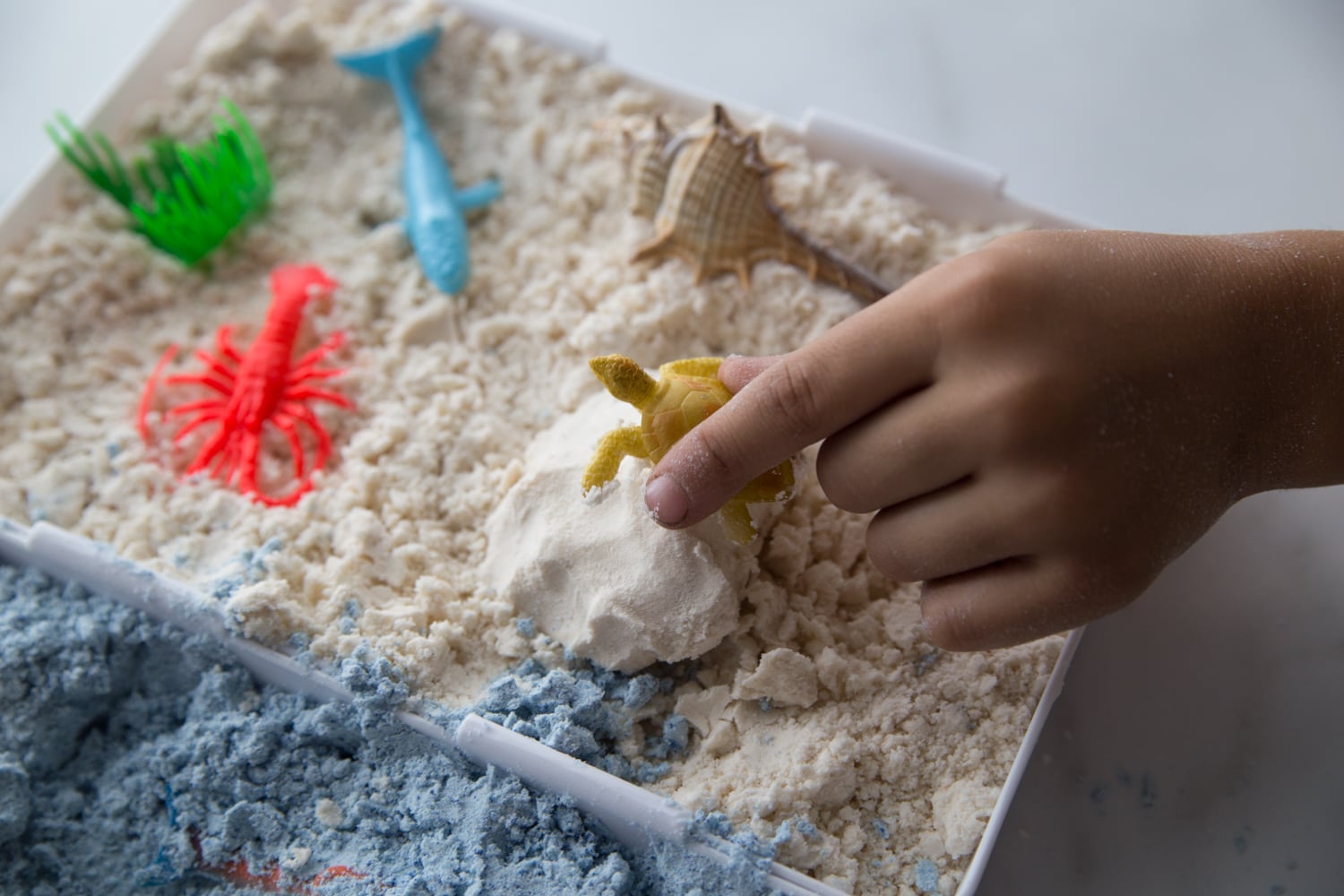 How to Make Cloud Dough (2-Ingredient Recipe for Sensory Play)
