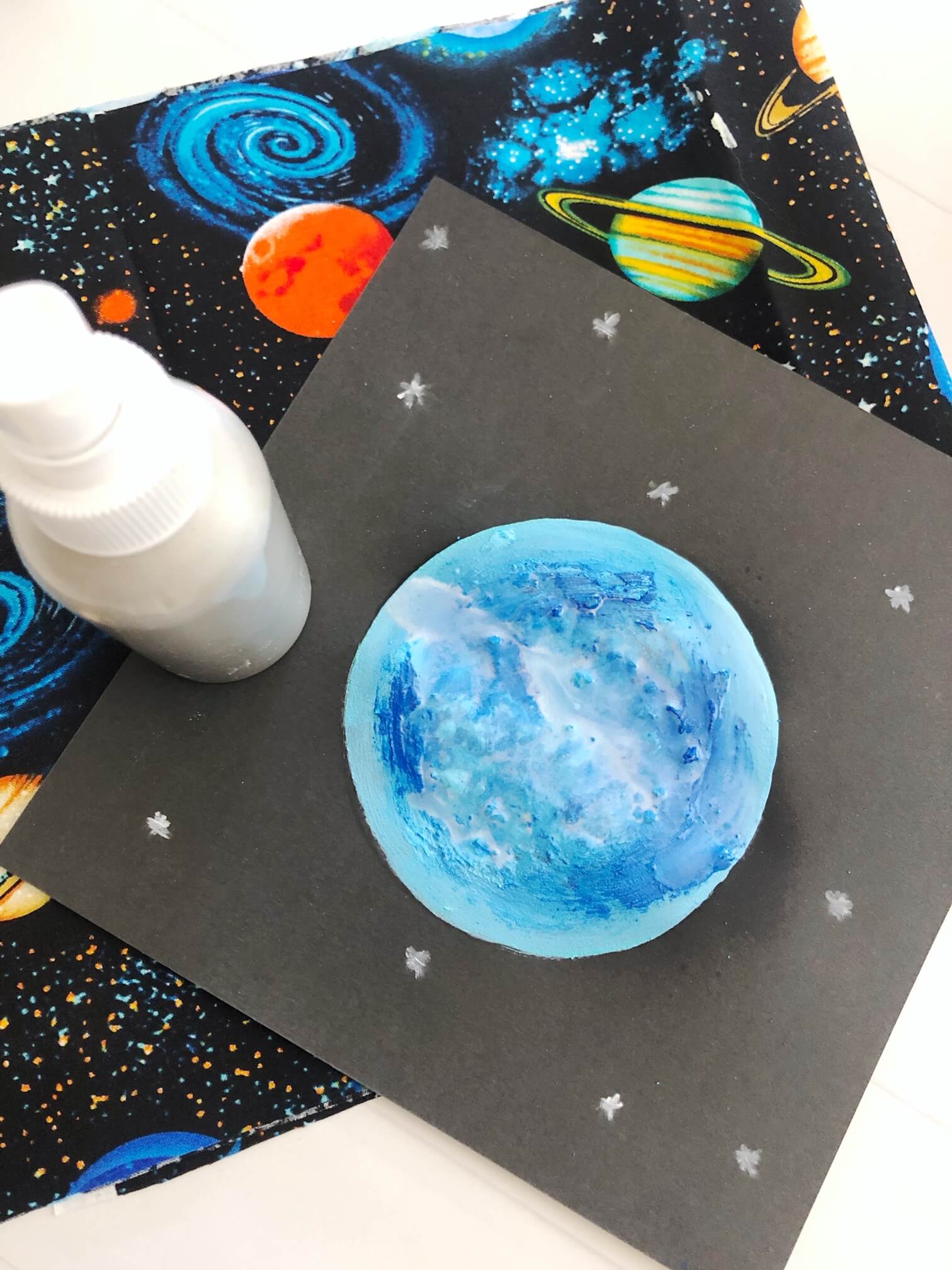 Fizzy Paint Moon Craft - Little Bins for Little Hands