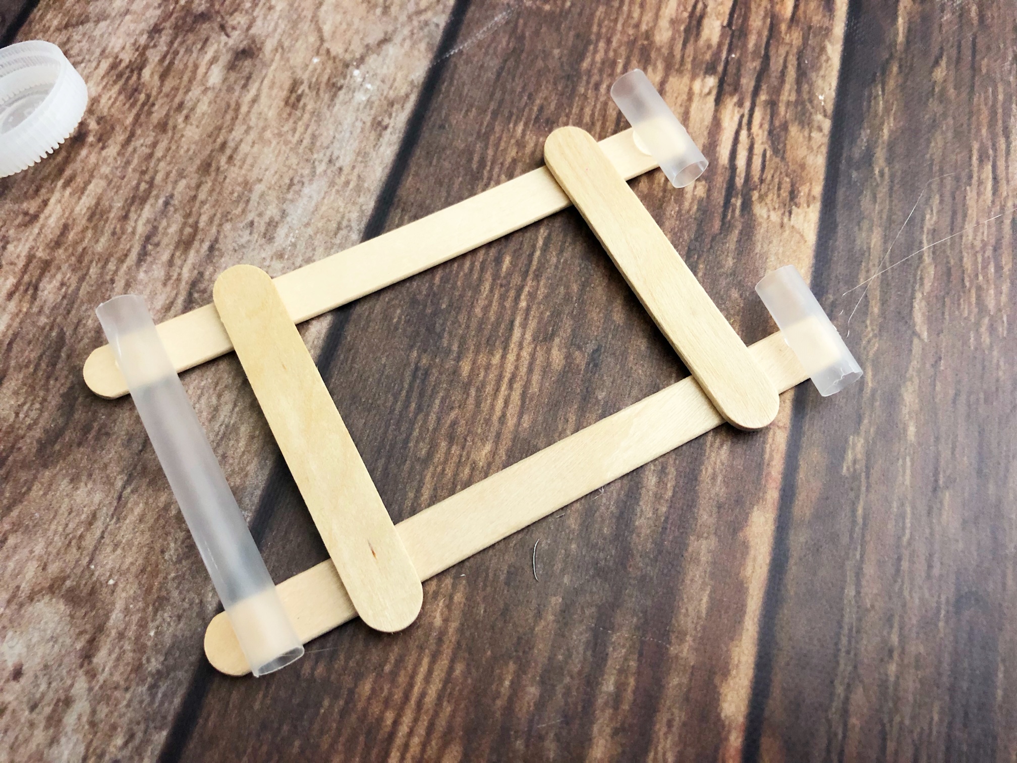 How To Make A Rubber Band Car - Little Bins for Little Hands