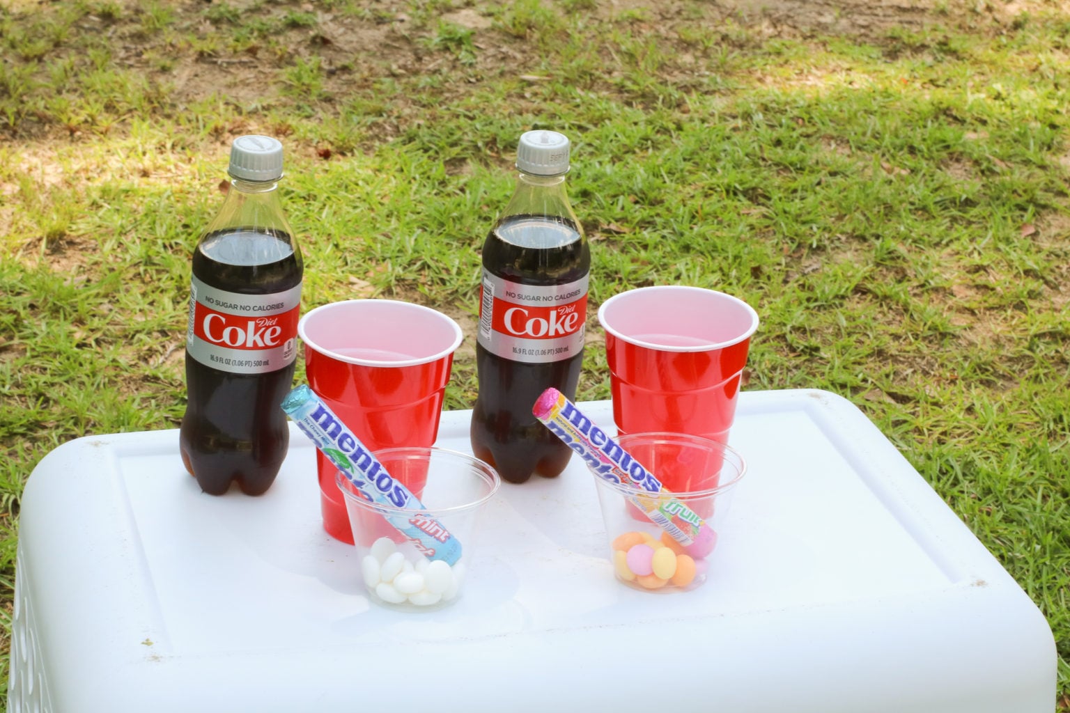 Erupting Mentos and Coke Experiment - Little Bins for Little Hands