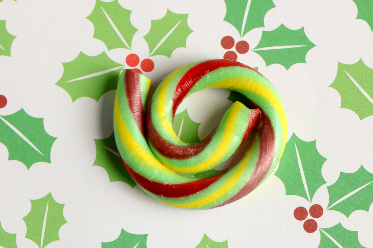 Bending Candy Canes - Little Bins for Little Hands