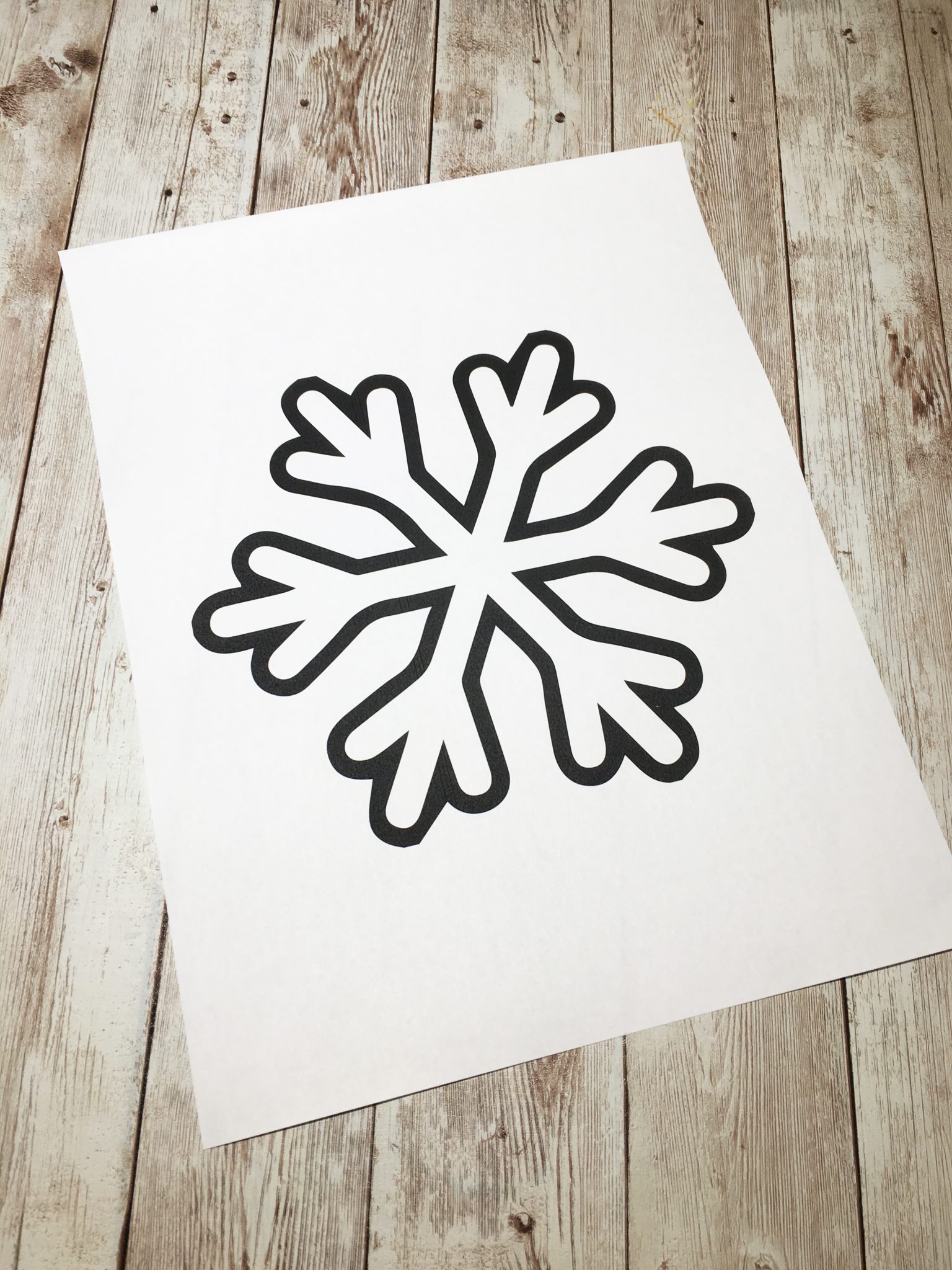 Pollock Winter Snowflake Art - Little Bins for Little Hands