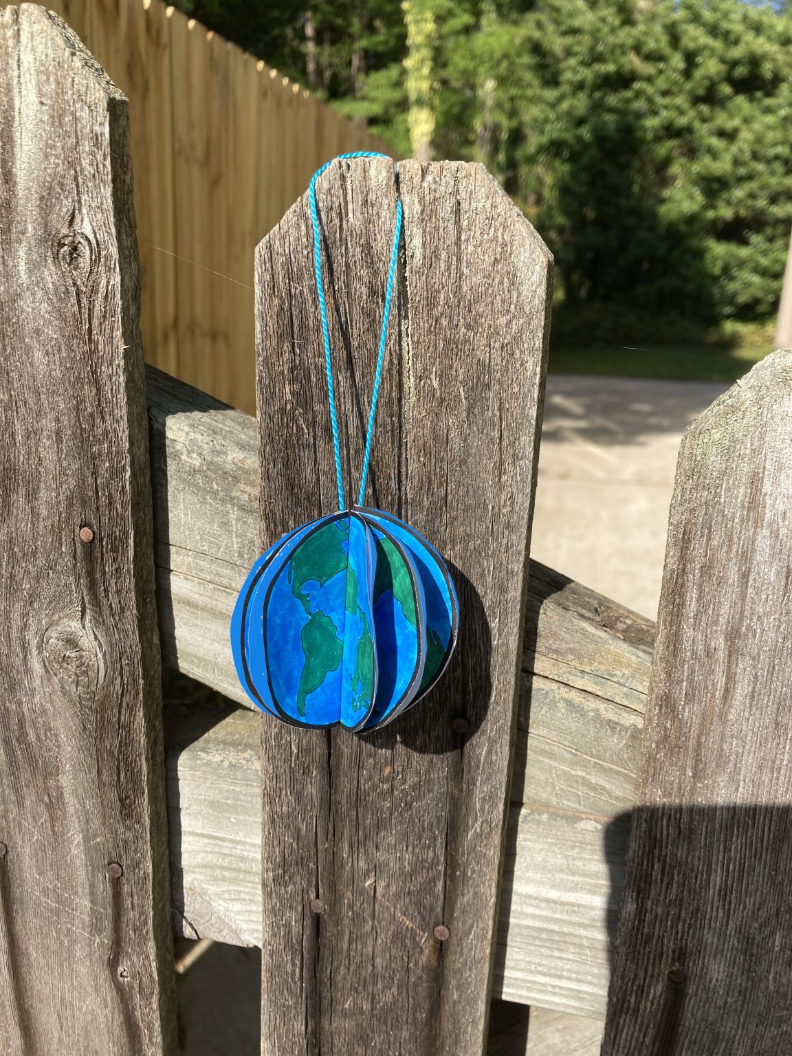 3D Paper Earth Craft For Earth Day - Little Bins for Little Hands