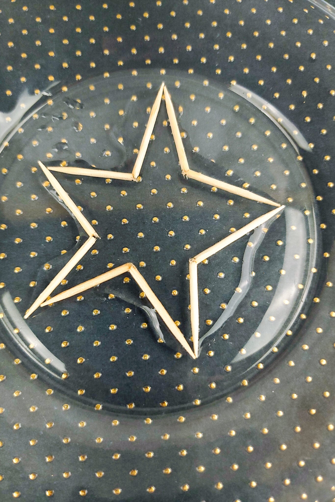 Toothpick Star Experiment (Capillary Action)