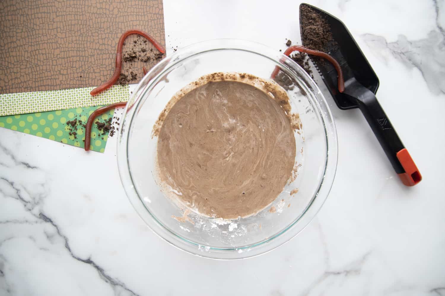 Easy Magic Mud Recipe for Kids | Cornstarch Oobleck Science