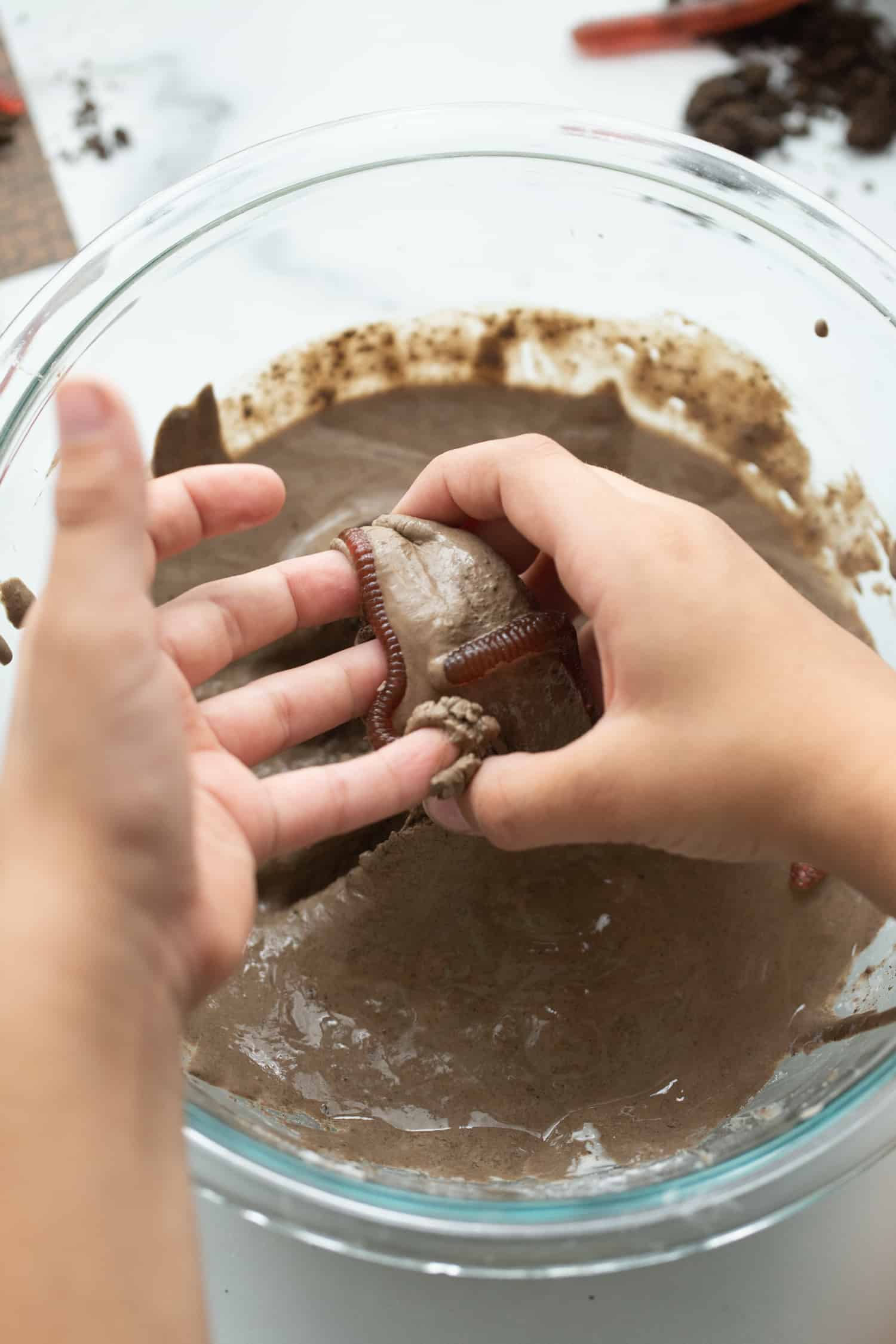 Easy Magic Mud Recipe for Kids | Cornstarch Oobleck Science