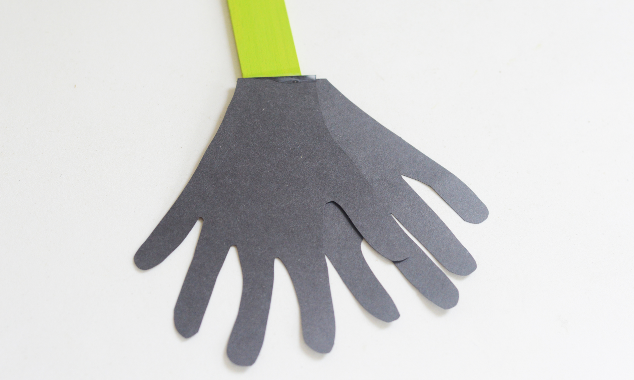 Handprint Witch's Broom Craft | Easy Halloween Handprint Craft!