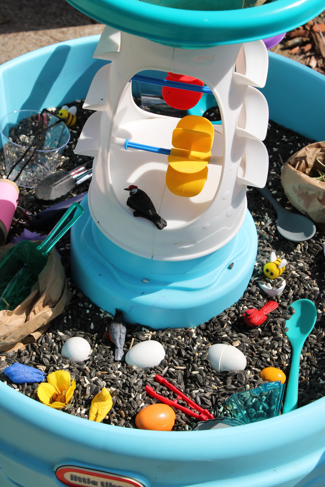 10 Indoor Water Table Activities - Little Bins for Little Hands