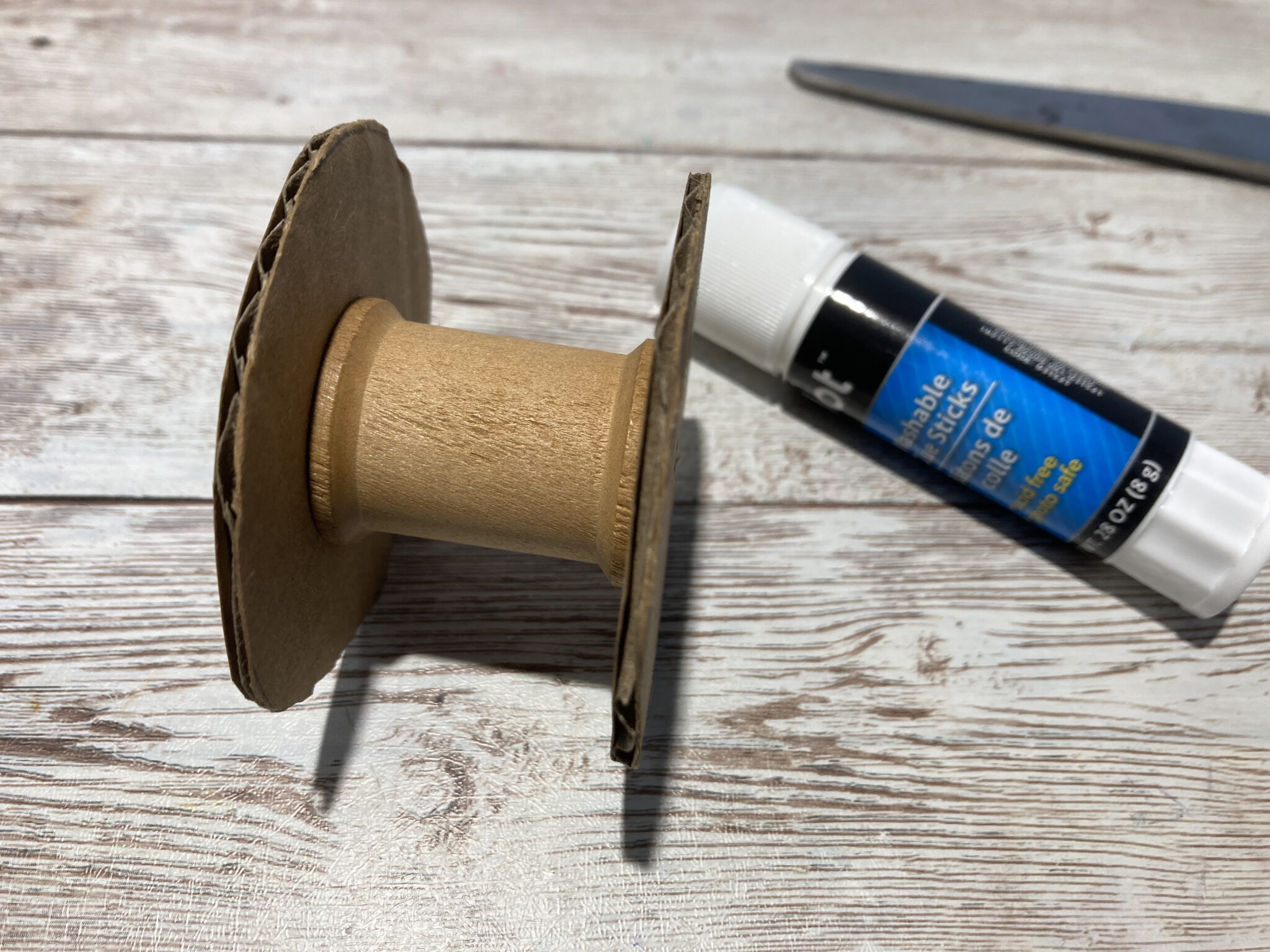 Simple Pulley System For Kids - Little Bins for Little Hands