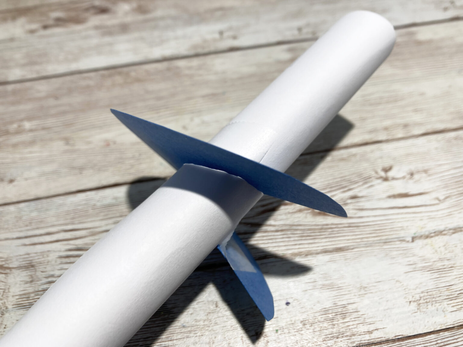 How To Make An Archimedes Screw - Little Bins for Little Hands