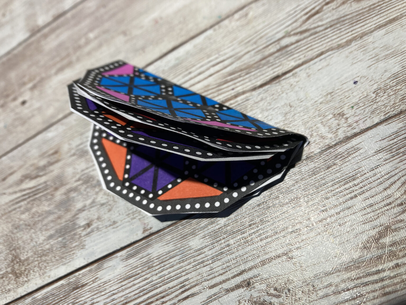 New Years Ball Drop Craft - Little Bins for Little Hands