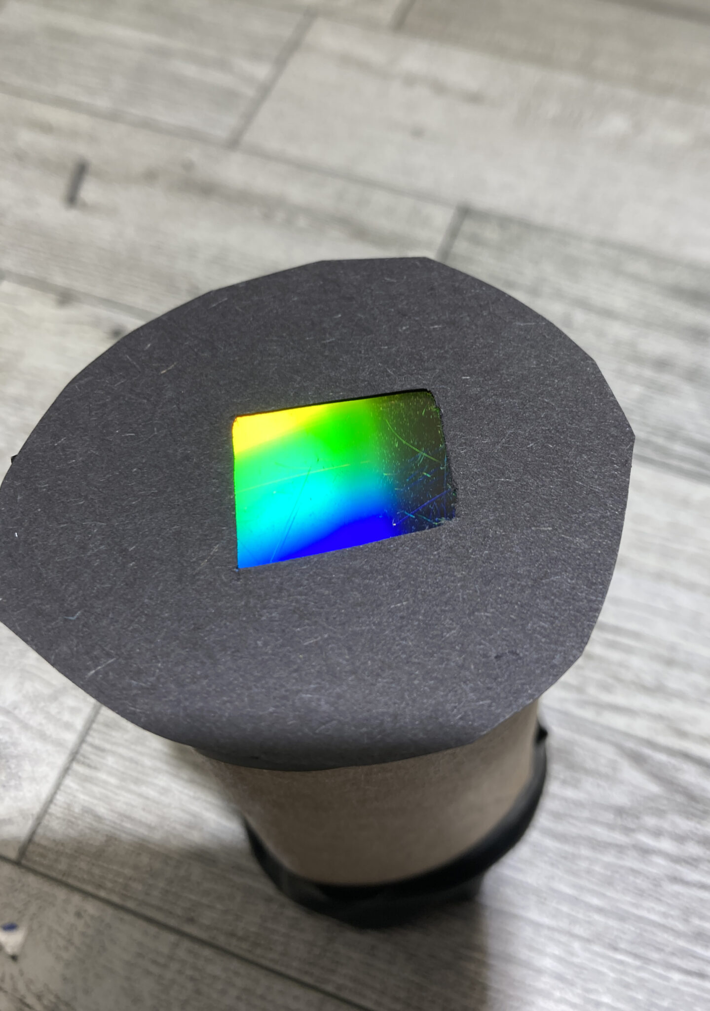 Make A DIY Spectroscope - Little Bins for Little Hands