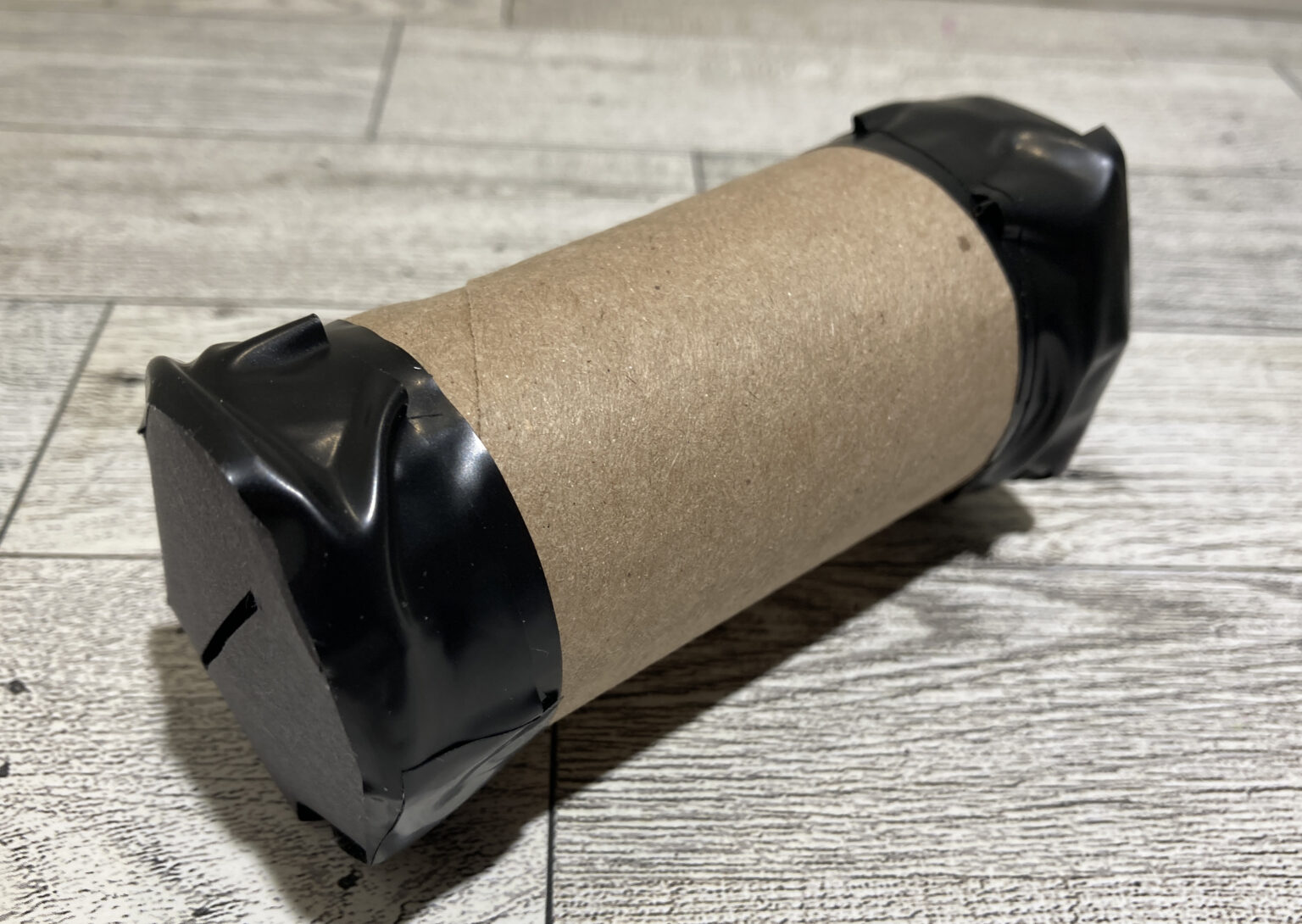 Make A DIY Spectroscope - Little Bins for Little Hands