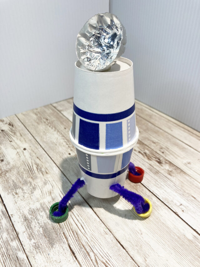 Build A Lunar Lander Model - Little Bins for Little Hands