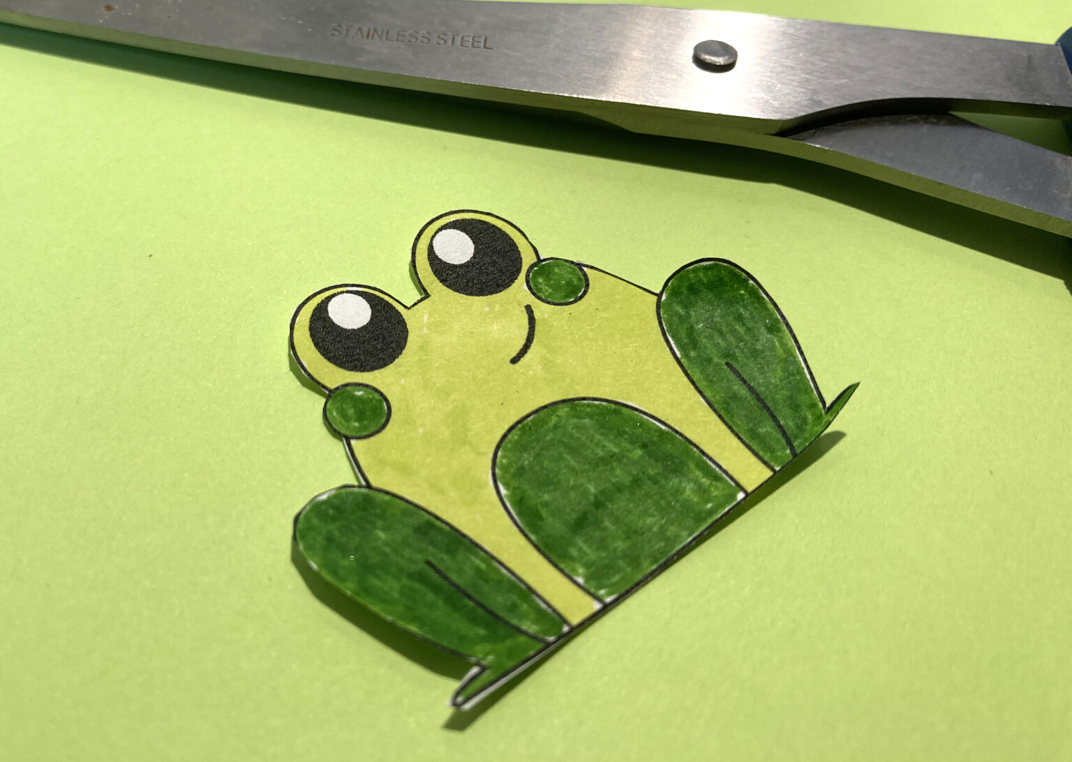 Spring Frog Paper Craft - Little Bins for Little Hands